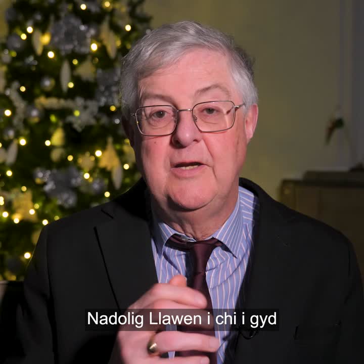 Llywodraeth Cymru / Welsh Government on LinkedIn: Nadolig Llawen i chi ... Llywodraeth Cymru / Welsh Government on LinkedIn: Nadolig Llawen i chi ...