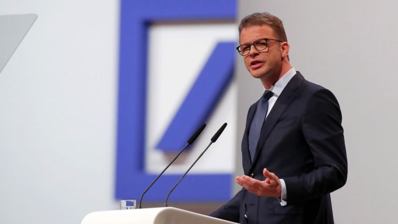 Die Vorstände der Dax-Konzerne mussten im vergangenen Jahr deutliche ... Die Vorstände der Dax-Konzerne mussten im vergangenen Jahr deutliche ...