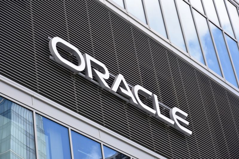 Oracle Embeds Generative AI Across the Technology Stack to Enable ... Oracle Embeds Generative AI Across the Technology Stack to Enable ...