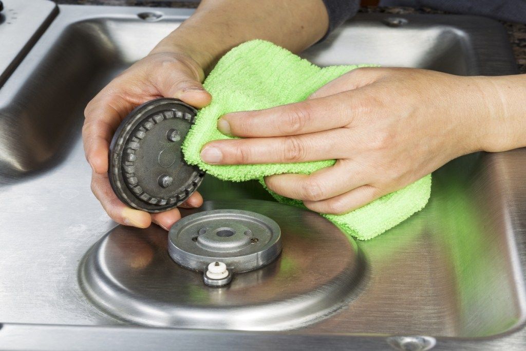 Peter D. Affinito on LinkedIn: How to Clean Gas Stove Burner Heads ... Peter D. Affinito on LinkedIn: How to Clean Gas Stove Burner Heads ...