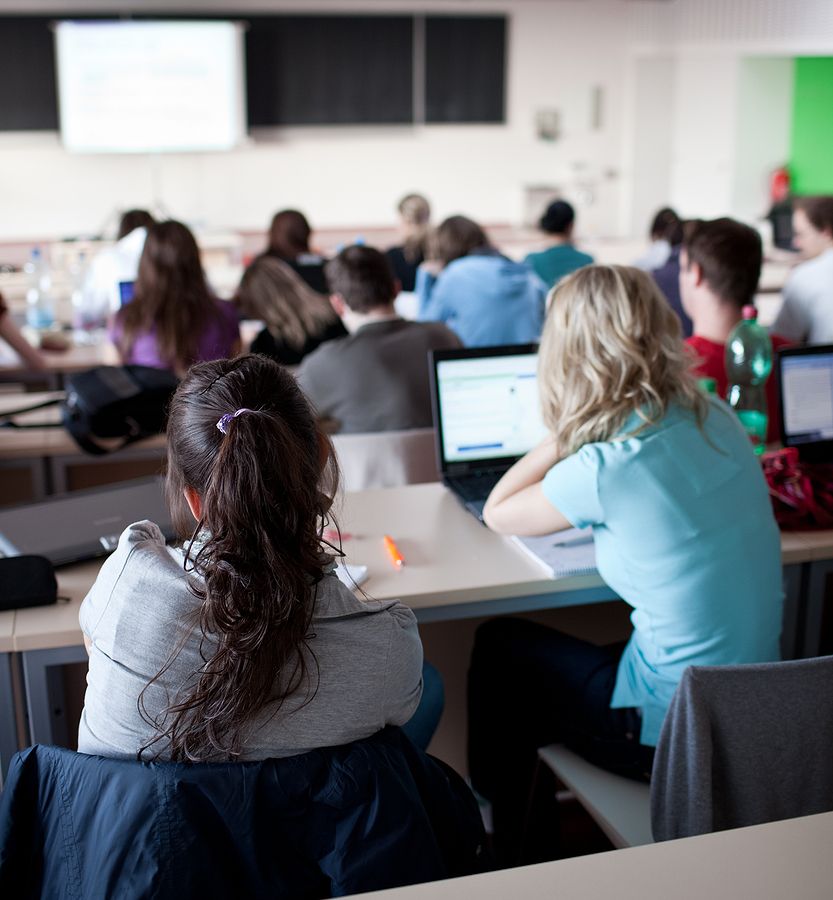 Challenges of Large Classes! Large vs Small classes - which do you ... Challenges of Large Classes! Large vs Small classes - which do you ...