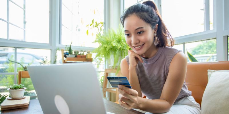 What Is Shopify? Advantages & Disadvantages of Using Shopify (2025 ... What Is Shopify? Advantages & Disadvantages of Using Shopify (2025 ...