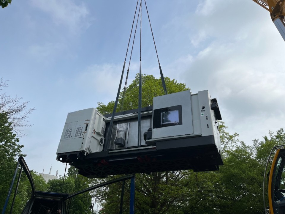 Solving Common Challenges in Machinery Transportation Solving Common Challenges in Machinery Transportation