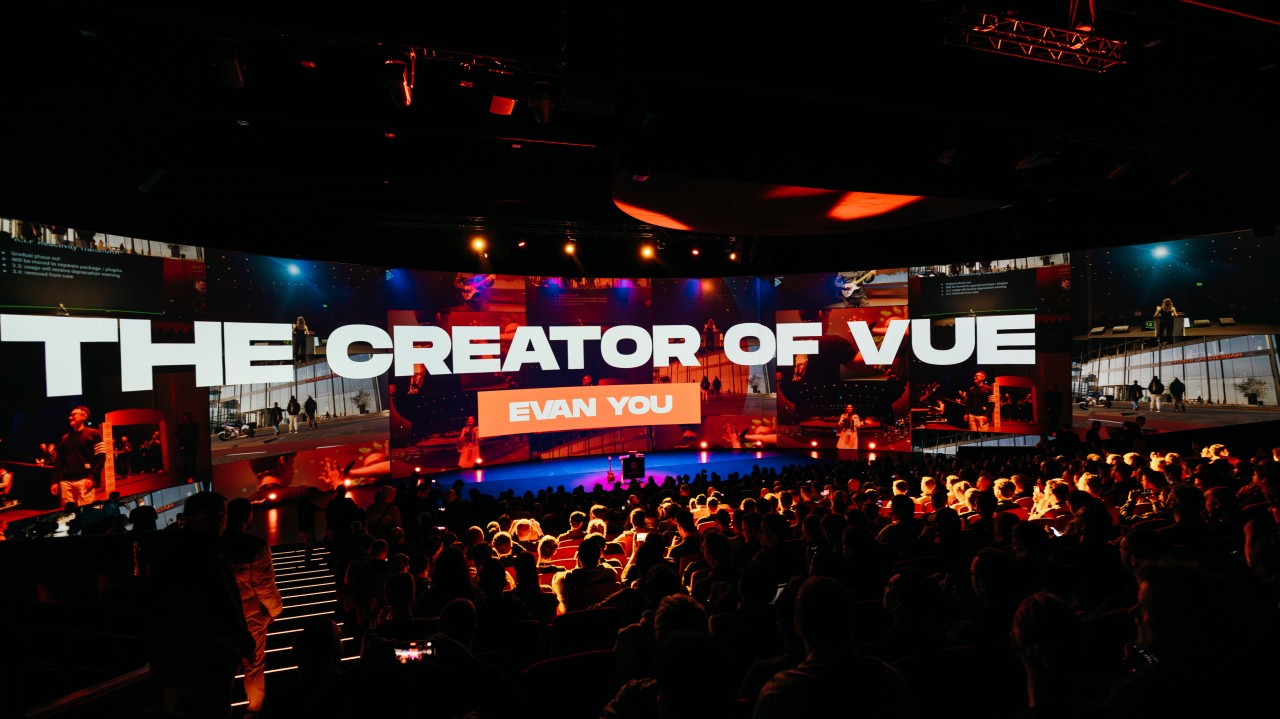 Welcoming the Creator of Vue, in-person at Vuejs Amsterdam 2025 Welcoming the Creator of Vue, in-person at Vuejs Amsterdam 2025