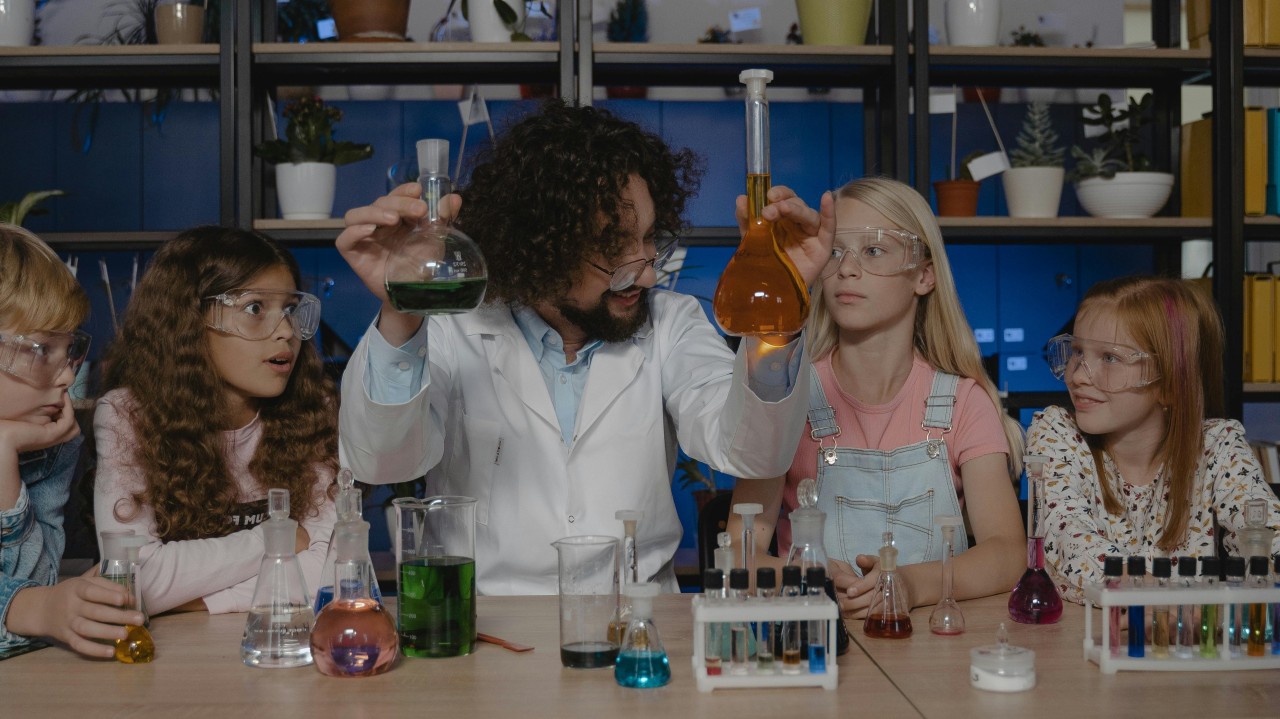 Recruiting for STEM: Strategies to Attract Science and Maths Teachers ... Recruiting for STEM: Strategies to Attract Science and Maths Teachers ...