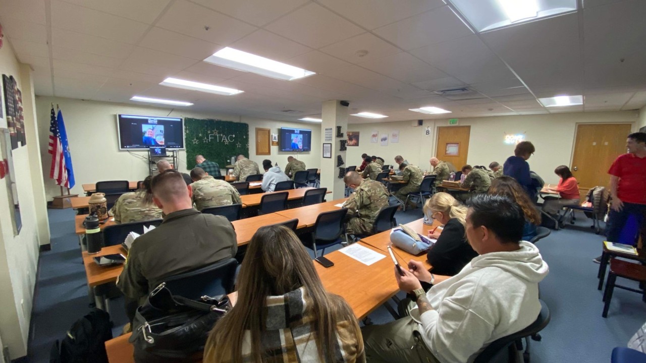 Mentees: Build Meaningful Connections | Dr. Jason W. Mentees: Build Meaningful Connections | Dr. Jason W.