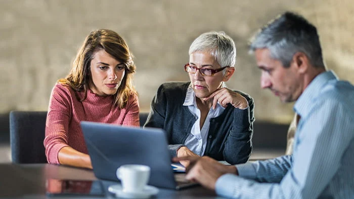 Navigating Generational Harmony in the Workplace Navigating Generational Harmony in the Workplace