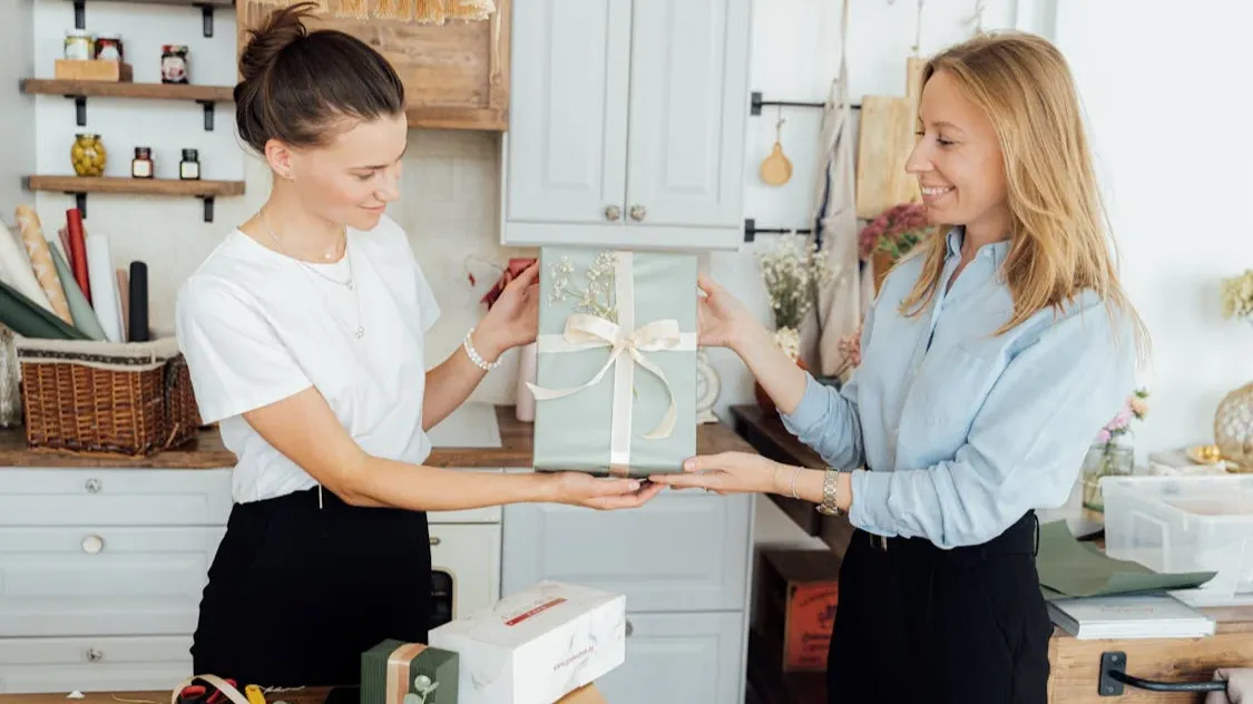 Year-End Corporate Gifting: A Strategic Investment Year-End Corporate Gifting: A Strategic Investment
