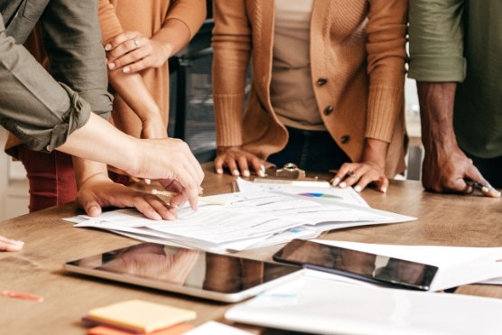 Rivoluzionare processi e sicurezza dei dati: l’approccio consulenziale ... Rivoluzionare processi e sicurezza dei dati: l’approccio consulenziale ...