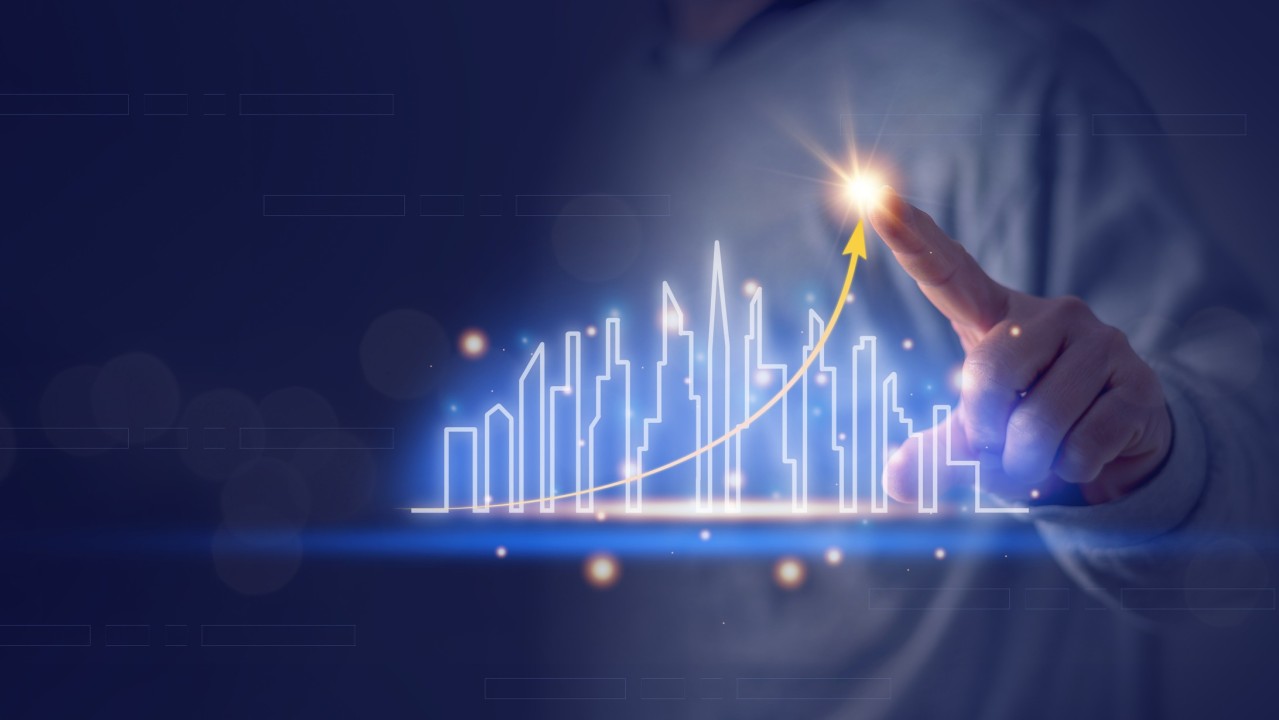 Navigating the U.S. CRE Landscape Navigating the U.S. CRE Landscape