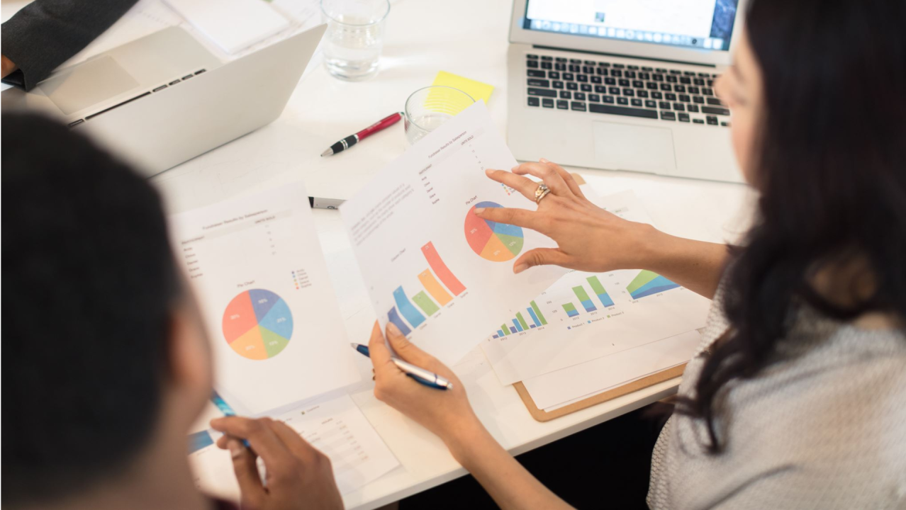 Maximizing Performance through Effective Sales Management Maximizing Performance through Effective Sales Management