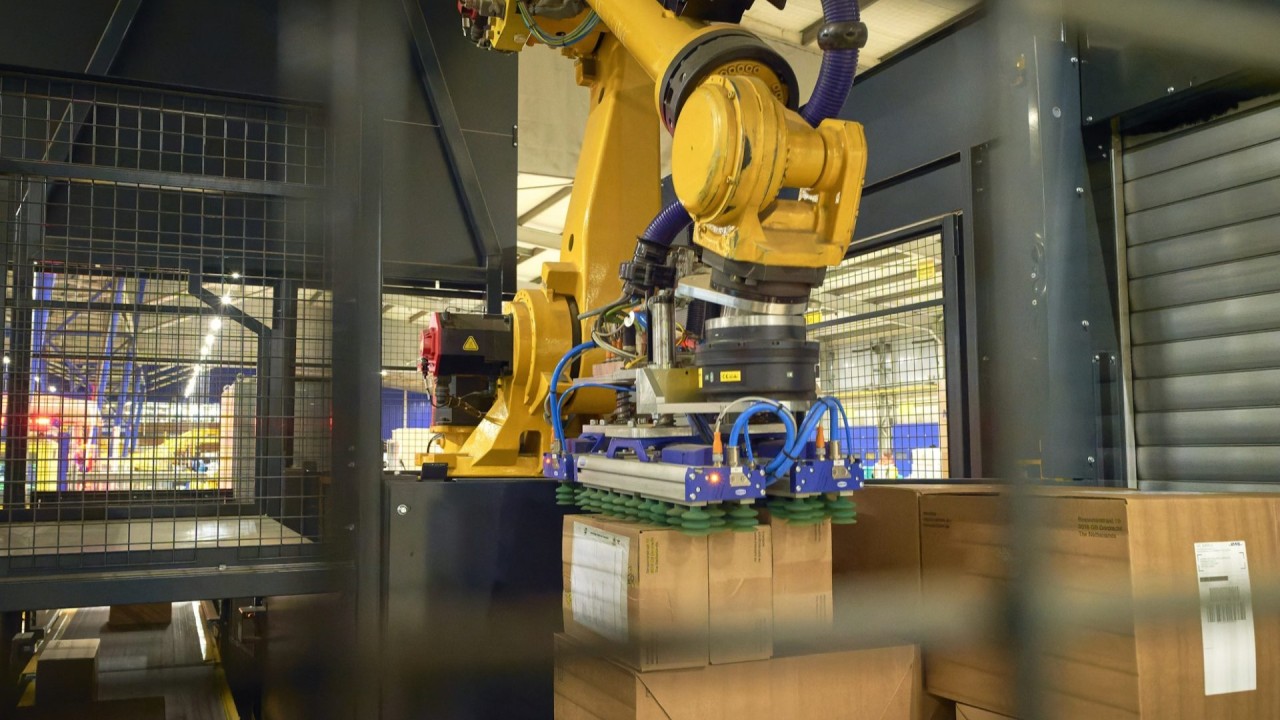 From purchase to performance: maximizing efficiency with logistics robots From purchase to performance: maximizing efficiency with logistics robots