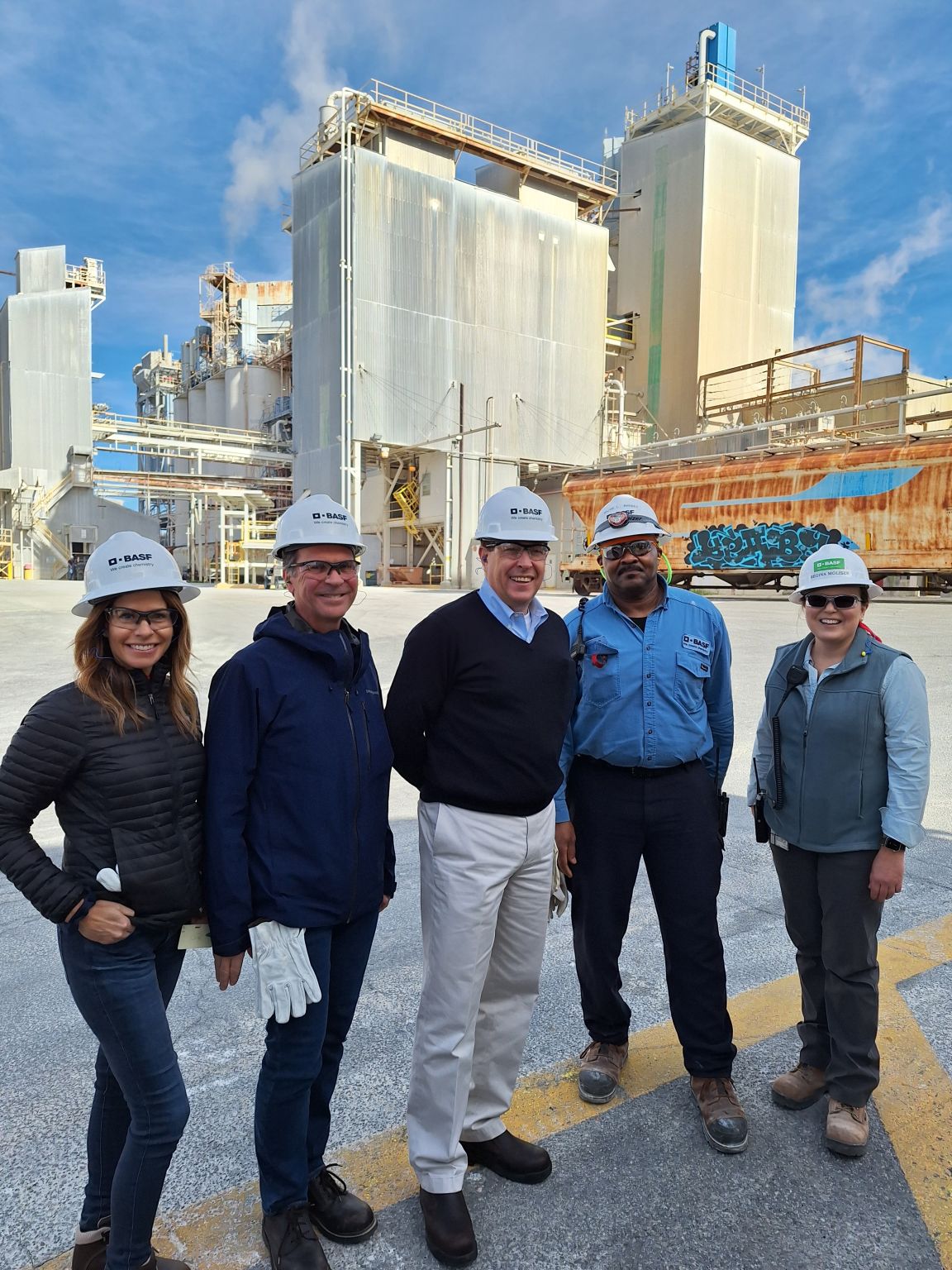 BASF Refinery Solutions on LinkedIn: #basfcatalysts #basfrefining #bestteam BASF Refinery Solutions on LinkedIn: #basfcatalysts #basfrefining #bestteam