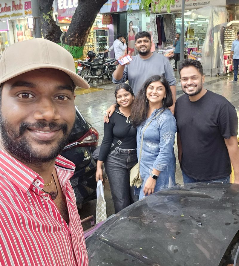 Dr. Ruchi Iyengar on LinkedIn: Meeting colleagues over piping hot ... Dr. Ruchi Iyengar on LinkedIn: Meeting colleagues over piping hot ...