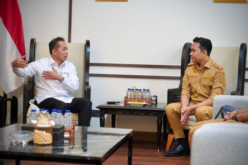 Perencanaan dan pelaksanaan program Koperasi Desa (Kopdes) Merah Putih ... Perencanaan dan pelaksanaan program Koperasi Desa (Kopdes) Merah Putih ...