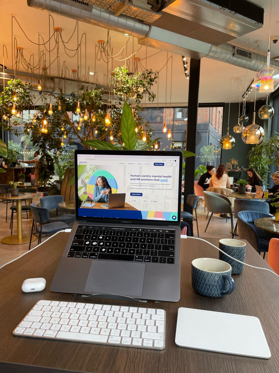 Elisabetta Torretti on LinkedIn: Show me your desk set up and Iβll tell ... Elisabetta Torretti on LinkedIn: Show me your desk set up and Iβll tell ...
