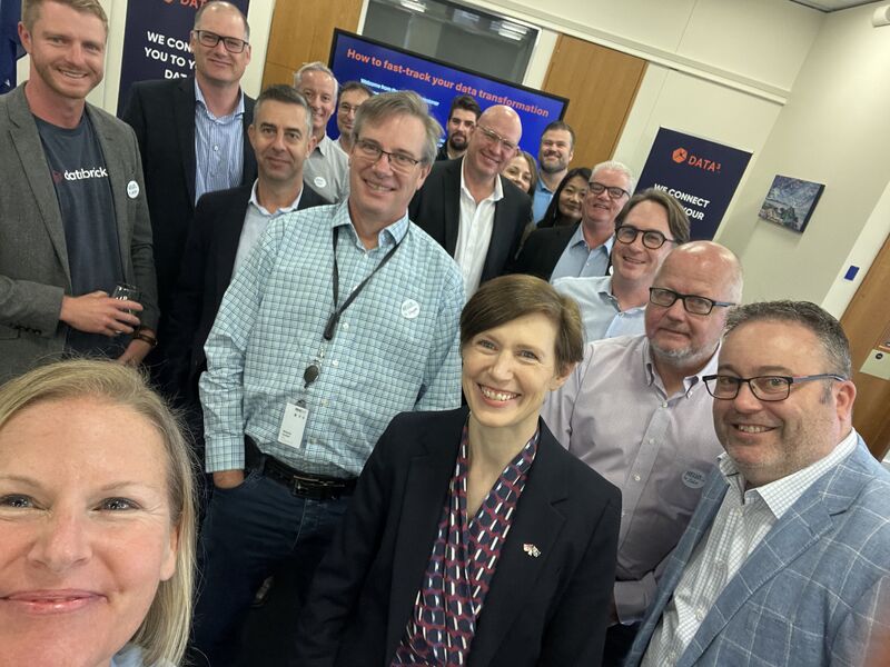 SELFIE ALERT Me + the Data Cubed Aotearoa team + our partners at ... SELFIE ALERT Me + the Data Cubed Aotearoa team + our partners at ...