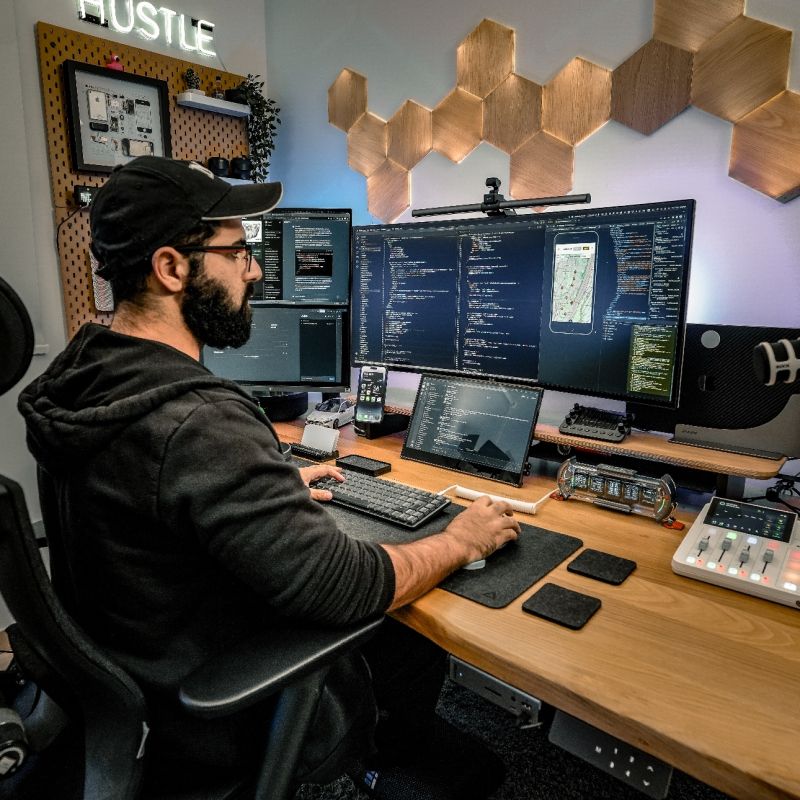 Peter Georgiou on LinkedIn: #codinglife #coder #programmer # ... Peter Georgiou on LinkedIn: #codinglife #coder #programmer # ...