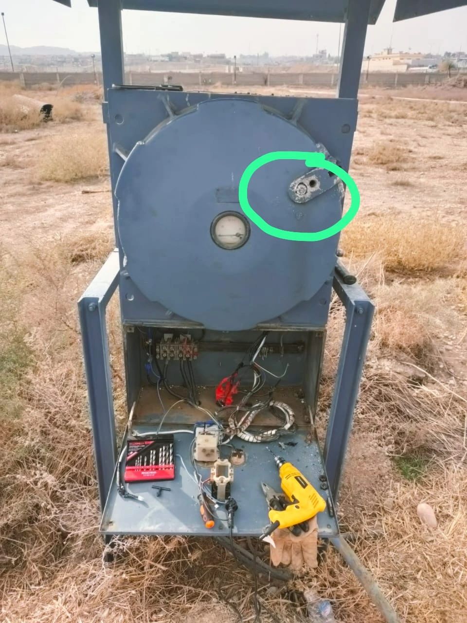 Khalid Jaber Hamad on LinkedIn: Why is it impossible to open the cover ... Khalid Jaber Hamad on LinkedIn: Why is it impossible to open the cover ...