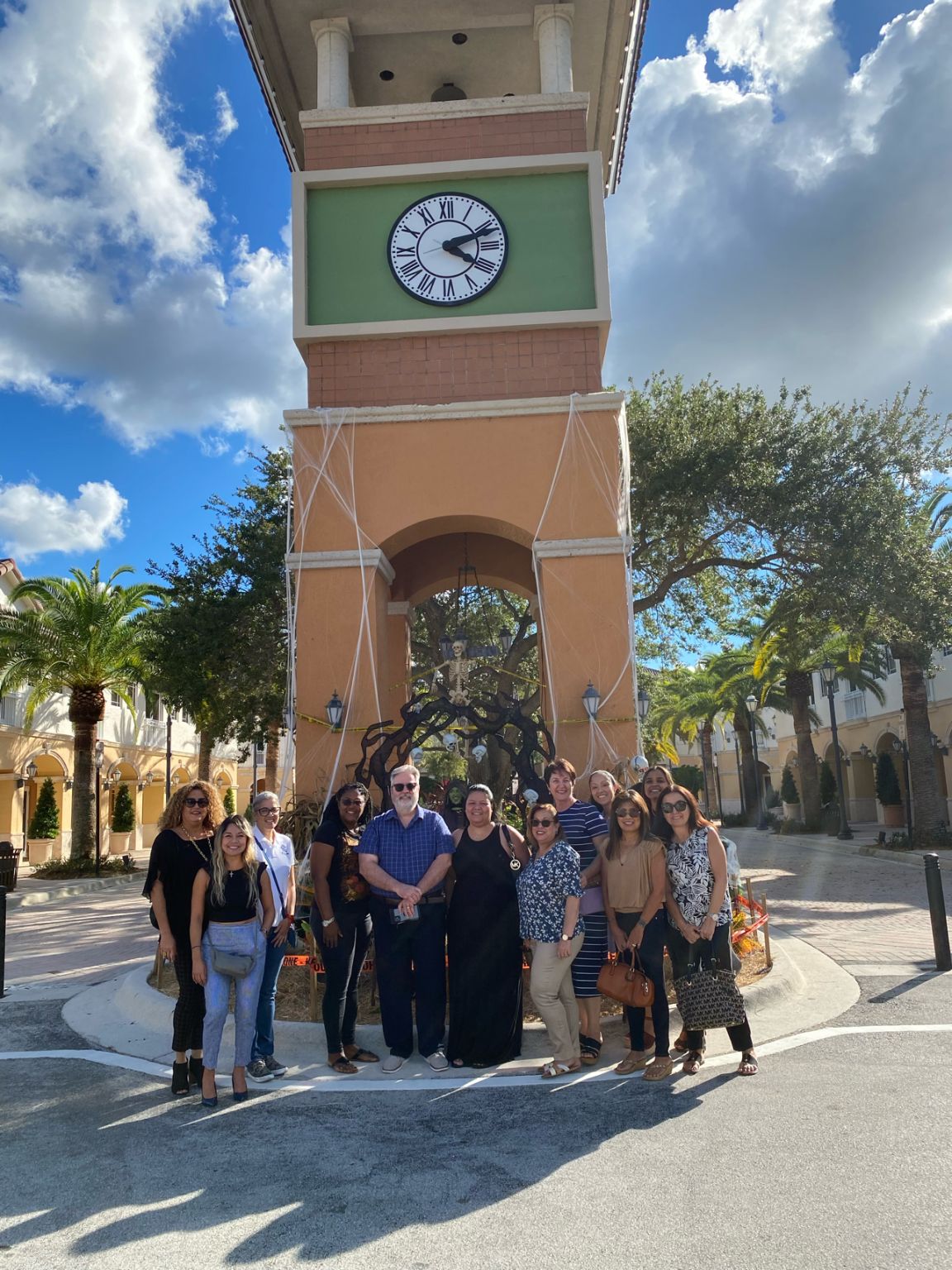 Had a great day reconnecting with friends and co-workers today ... Had a great day reconnecting with friends and co-workers today ...
