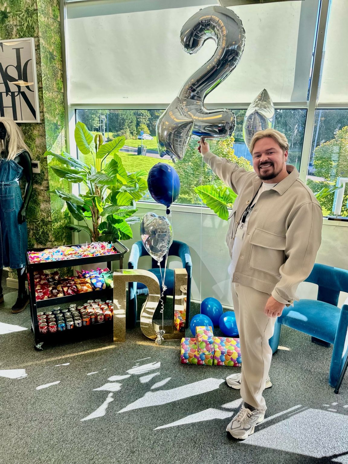 David Little on LinkedIn: #imwearingri #theateam #theateam #imwearingri ... David Little on LinkedIn: #imwearingri #theateam #theateam #imwearingri ...