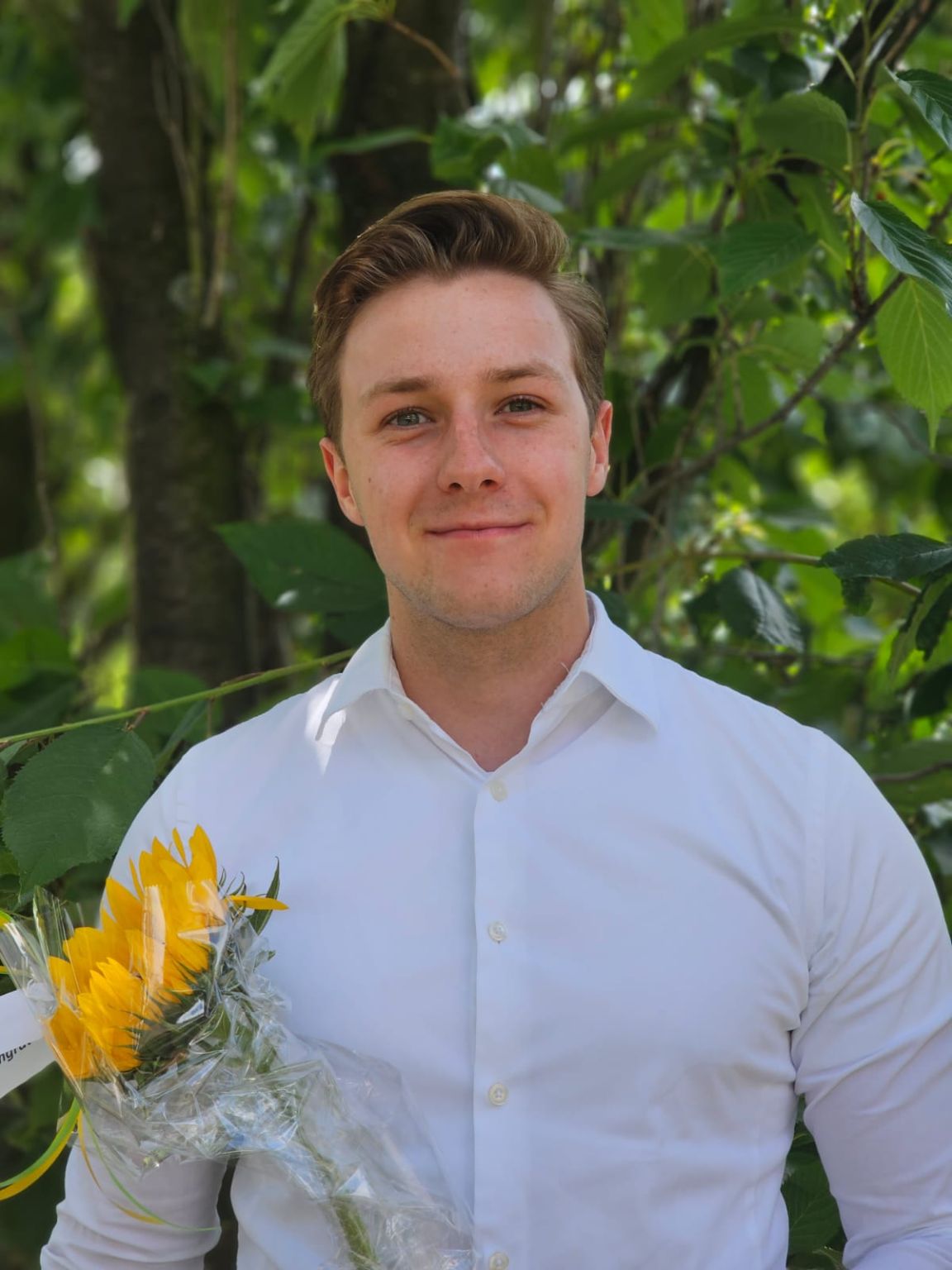 Tijn van Rooij op LinkedIn: Afgestudeerd!🎓 Met trots en blijdschap kan ... Tijn van Rooij op LinkedIn: Afgestudeerd!🎓 Met trots en blijdschap kan ...