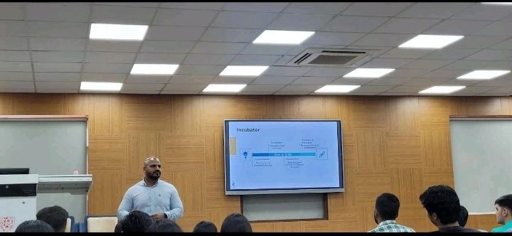 Divyansh Kumawat on LinkedIn: #jecrcuniversity #business # ... Divyansh Kumawat on LinkedIn: #jecrcuniversity #business # ...