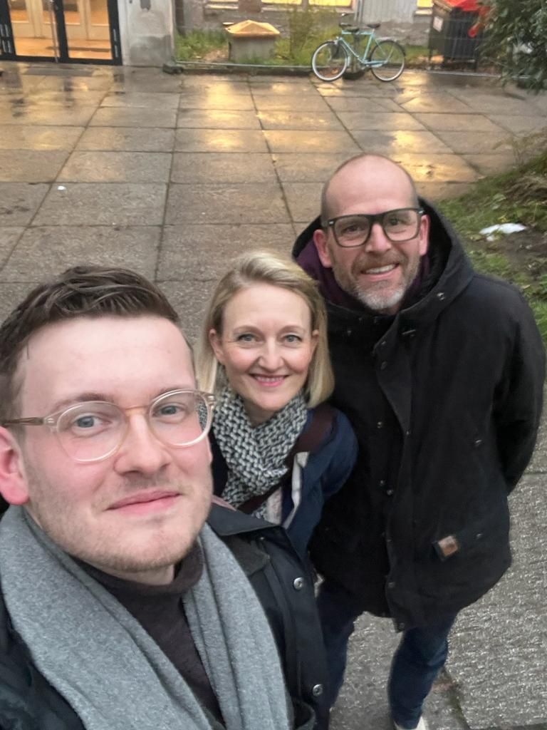 Theresa Kretzschmar auf LinkedIn: Da stehen wir nun mit unserer Hammer ... Theresa Kretzschmar auf LinkedIn: Da stehen wir nun mit unserer Hammer ...