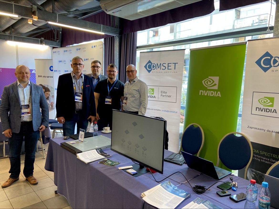 Arne Heitmann on LinkedIn: #plnog #comset Arne Heitmann on LinkedIn: #plnog #comset
