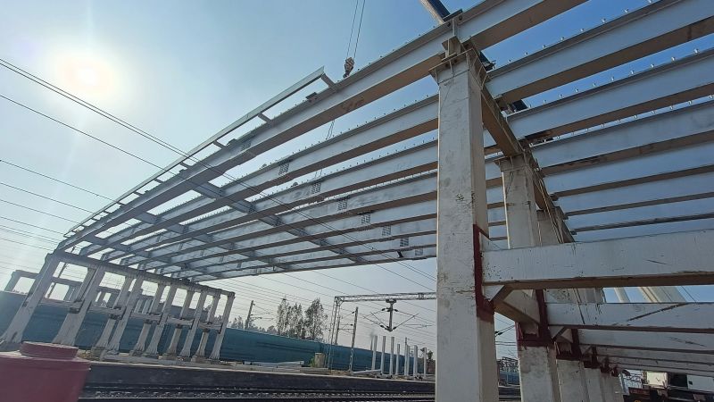 Fob girder launching work at tapri station | Sumit Kumar Dubey Fob girder launching work at tapri station | Sumit Kumar Dubey