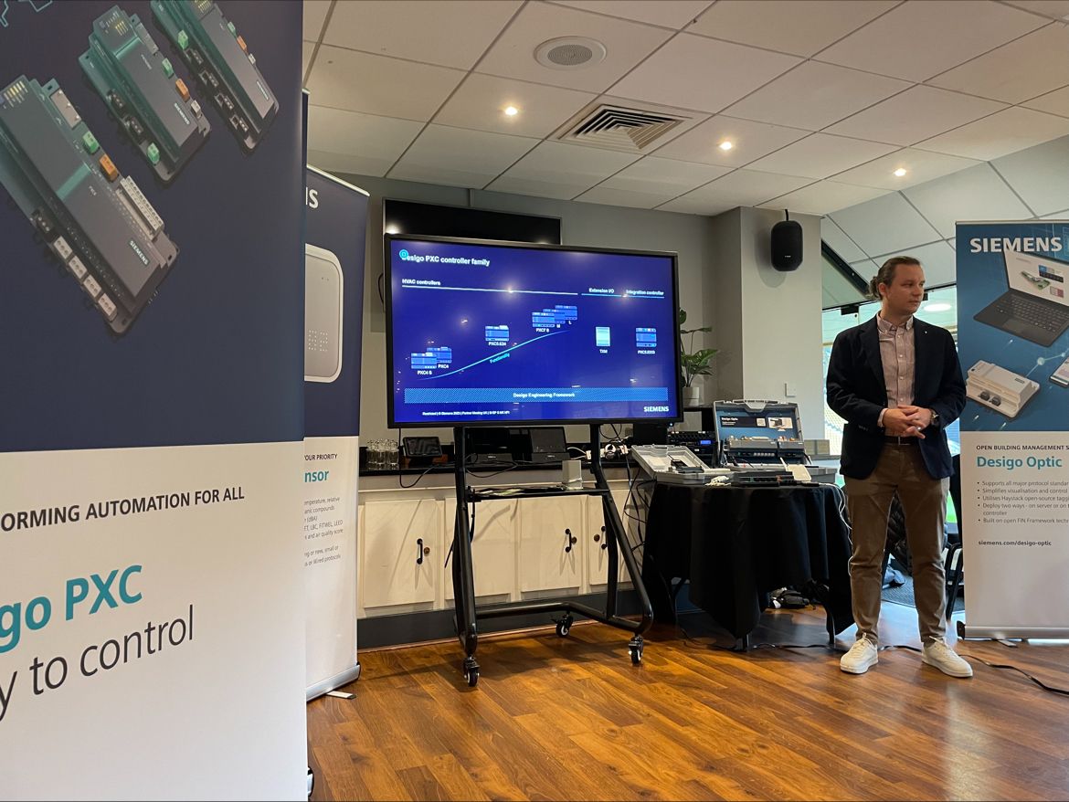 #desigo #desigopxc #connectbox #desigooptic | Chris Goodman, BA (Hons ... #desigo #desigopxc #connectbox #desigooptic | Chris Goodman, BA (Hons ...