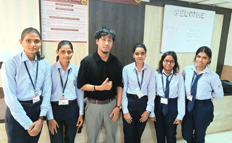 Pavani Choudhary on LinkedIn: #dsa #python #coding #programming # ... Pavani Choudhary on LinkedIn: #dsa #python #coding #programming # ...