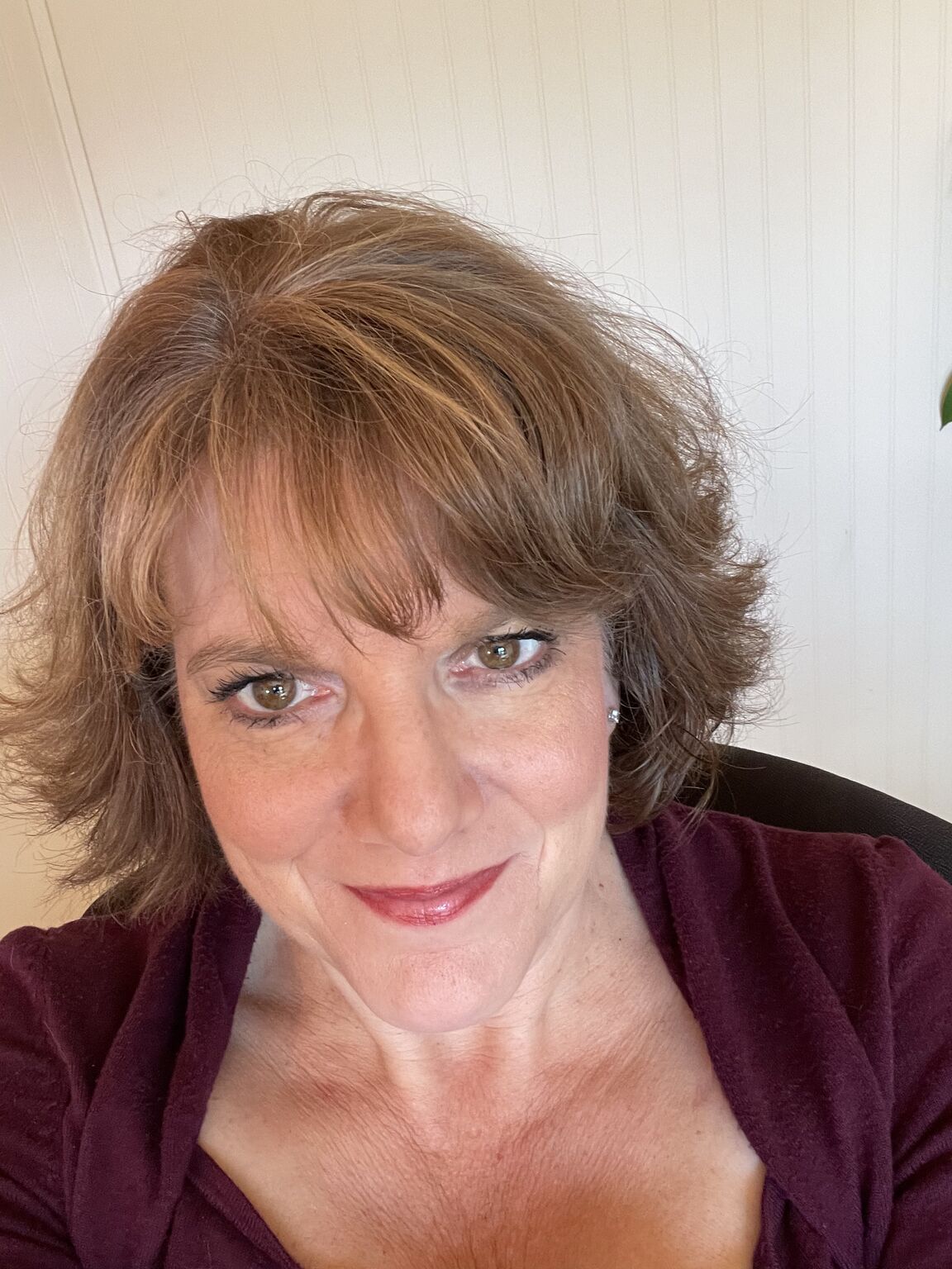Lynn Gale, MBA on LinkedIn: Going out on a limb today! I usually re ... Lynn Gale, MBA on LinkedIn: Going out on a limb today! I usually re ...