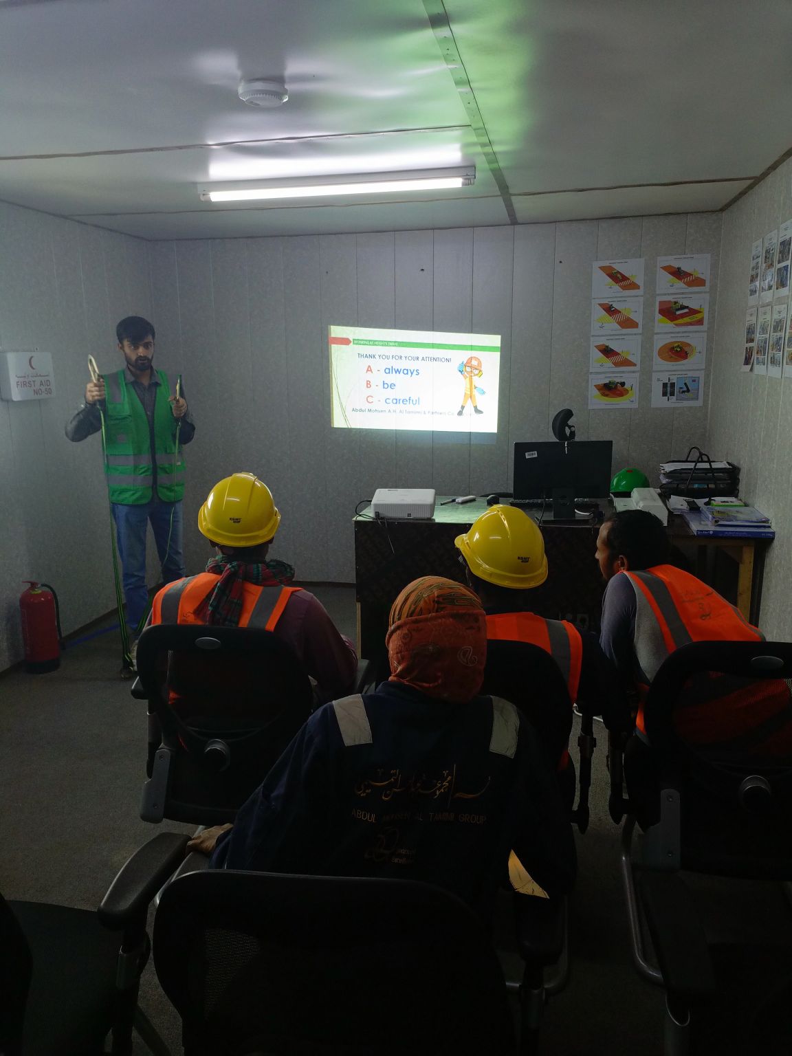 Muhammad Ali Minhas on LinkedIn: Full Body Harness training. Muhammad Ali Minhas on LinkedIn: Full Body Harness training.