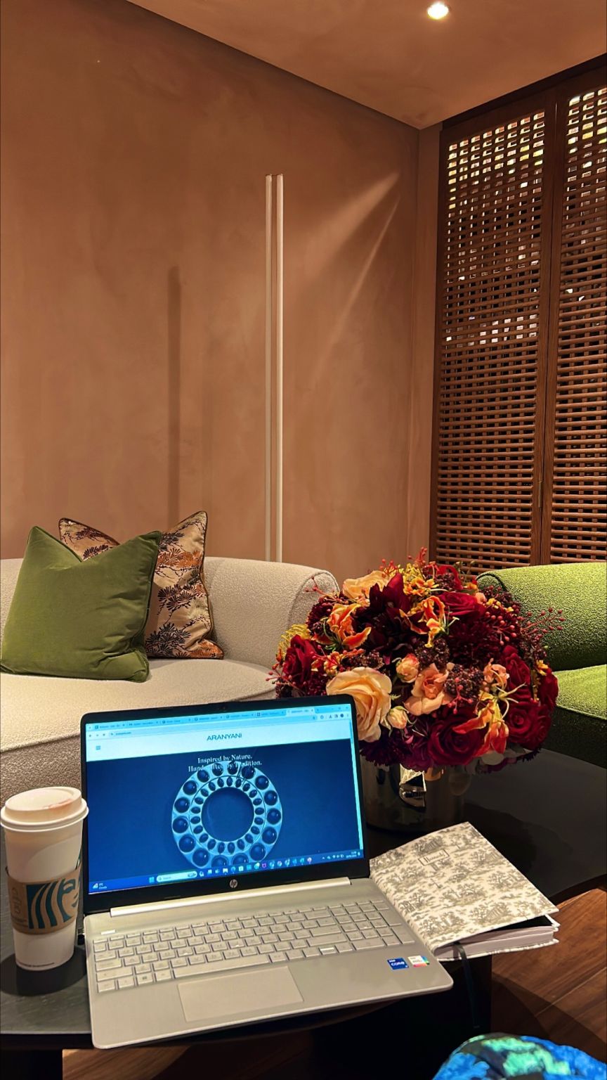 Lara Murtezaoglu on LinkedIn: #aranyani #mayfairtimes #theivyclub | 10 ... Lara Murtezaoglu on LinkedIn: #aranyani #mayfairtimes #theivyclub | 10 ...