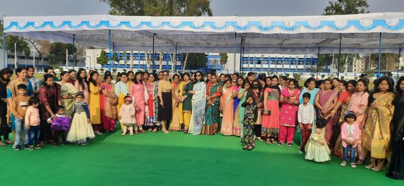 How happy families boost employee happiness | Niharika Joshi posted on ... How happy families boost employee happiness | Niharika Joshi posted on ...