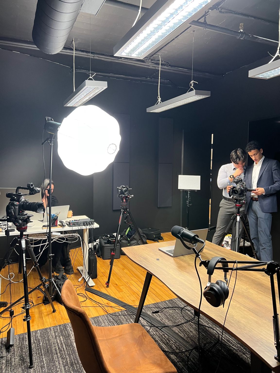 Florent (Flo) ThΓ©venin on LinkedIn: What a fun shoot day in Toronto for ... Florent (Flo) ThΓ©venin on LinkedIn: What a fun shoot day in Toronto for ...
