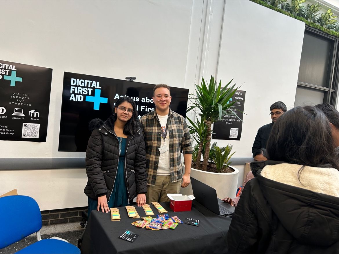 Ridhi Singla on LinkedIn: #uel #ueldocklands #uellibrary #dfa Ridhi Singla on LinkedIn: #uel #ueldocklands #uellibrary #dfa