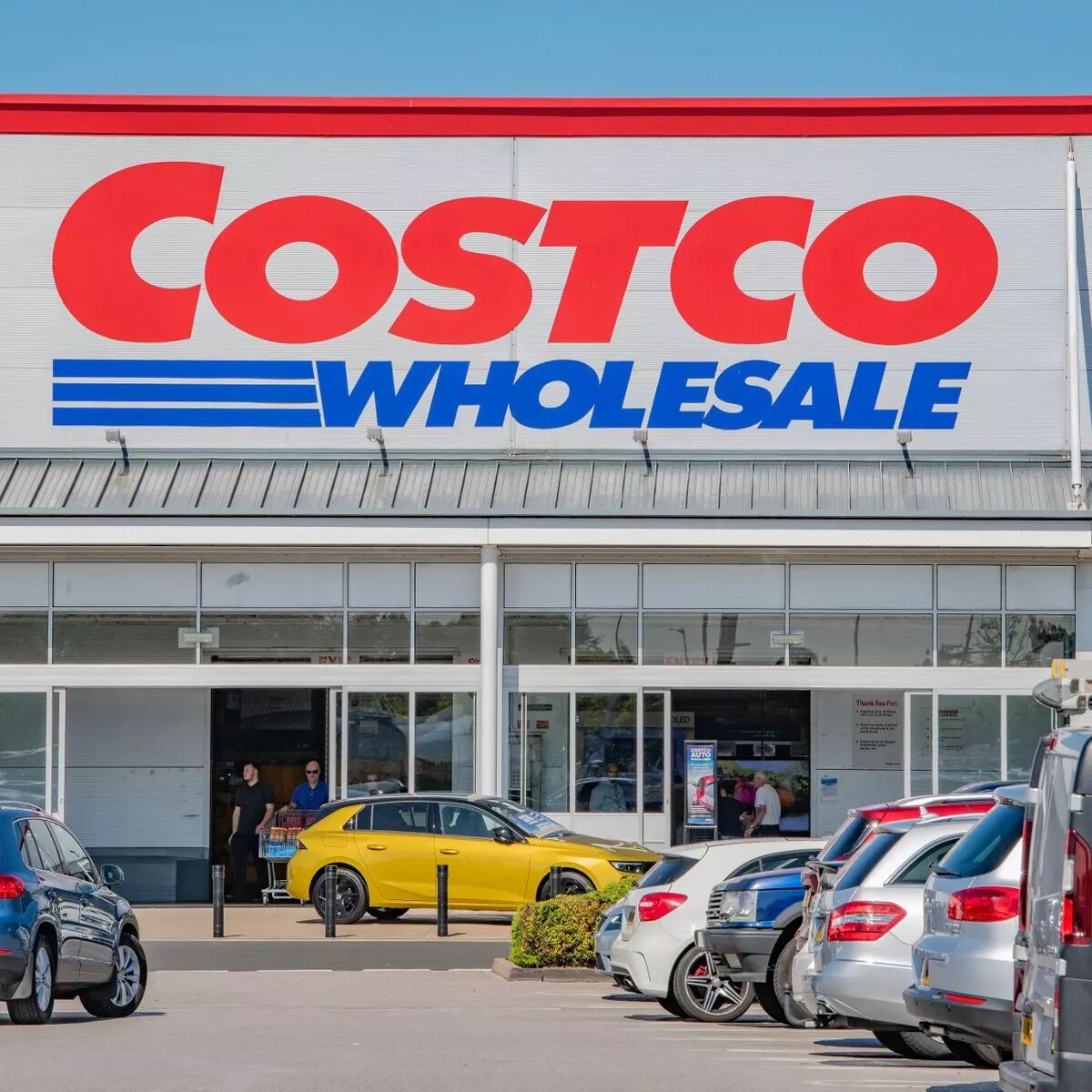 Ahmed Zaidi on LinkedIn: 3 Lessons Fashion Can Learn From Costco ... Ahmed Zaidi on LinkedIn: 3 Lessons Fashion Can Learn From Costco ...