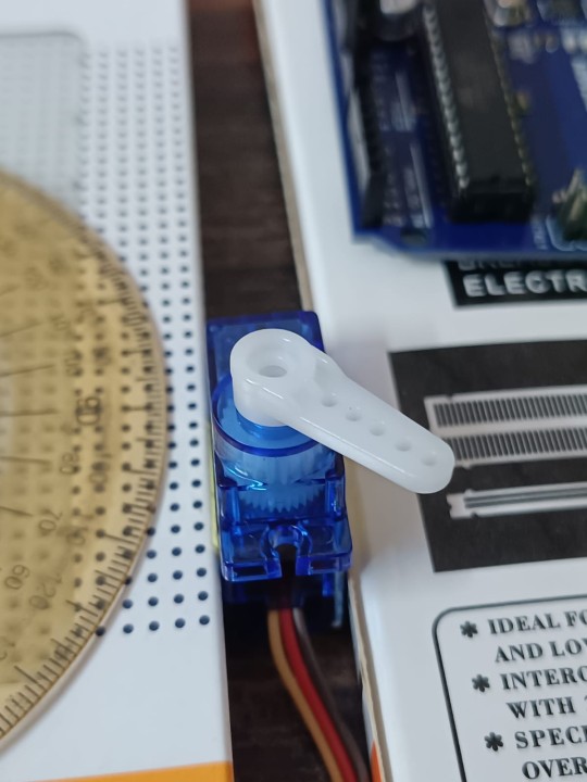 How to rotate a servo motor with Arduino Uno | SUBHAM LAWRENCE posted ... How to rotate a servo motor with Arduino Uno | SUBHAM LAWRENCE posted ...