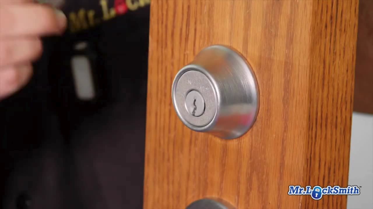 Terry Whin-Yates on LinkedIn: Picking a Kwikset deadbolt with a Lishi KW1. Terry Whin-Yates on LinkedIn: Picking a Kwikset deadbolt with a Lishi KW1.