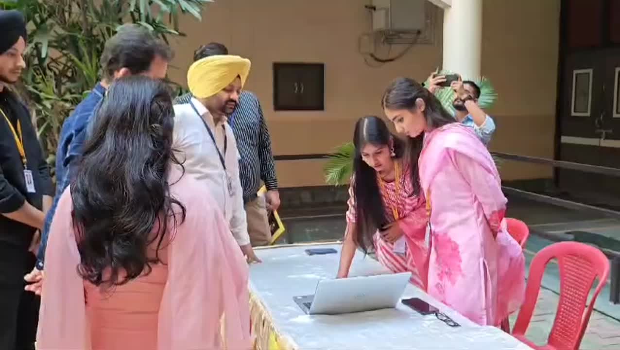 Chandni Poddar on LinkedIn: #webdevelopment #virtualcollege # ... Chandni Poddar on LinkedIn: #webdevelopment #virtualcollege # ...