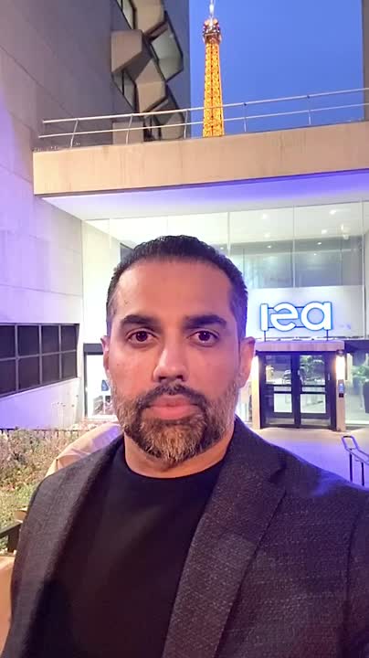 Bilal Khursheed on LinkedIn: #enlit #enlit2024 #ai #cleanenergy # ... Bilal Khursheed on LinkedIn: #enlit #enlit2024 #ai #cleanenergy # ...