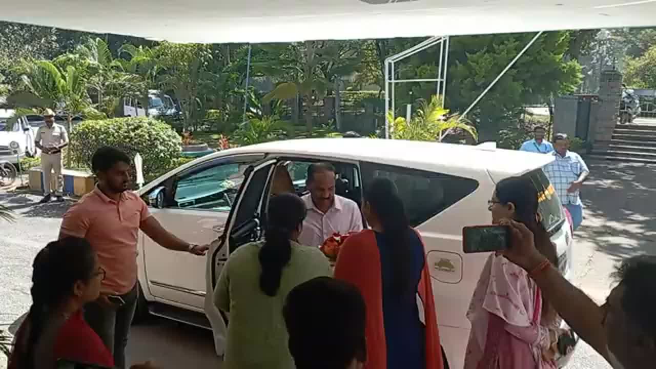 Vasantha Kumar P IAS on LinkedIn: P VASANTHA KUMAR IAS, MANAGING ... Vasantha Kumar P IAS on LinkedIn: P VASANTHA KUMAR IAS, MANAGING ...