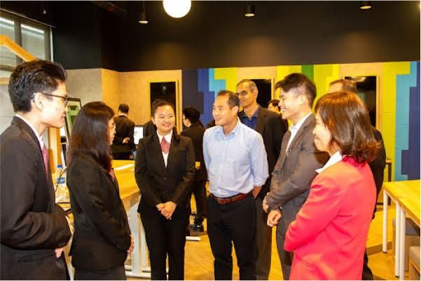 Dawn Lum on LinkedIn: ITE Students Win Awards for Building Agile Apps Dawn Lum on LinkedIn: ITE Students Win Awards for Building Agile Apps