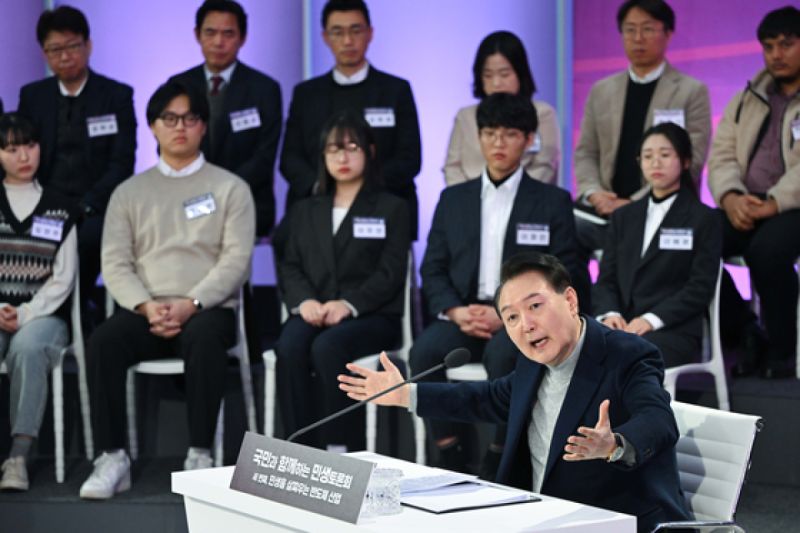 Semiconductor cluster in Gyeonggi Province by Yoon Seok-yeol | Erudite ... Semiconductor cluster in Gyeonggi Province by Yoon Seok-yeol | Erudite ...