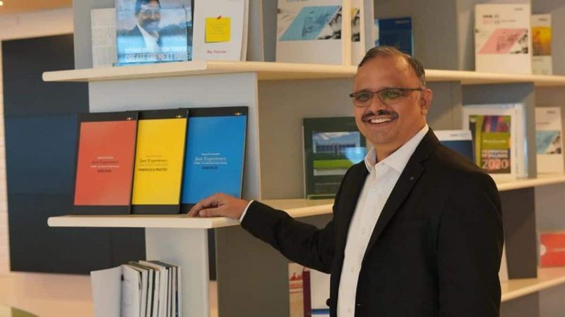 Doosan Digital Innovation on LinkedIn: Streamlining employee induction ... Doosan Digital Innovation on LinkedIn: Streamlining employee induction ...
