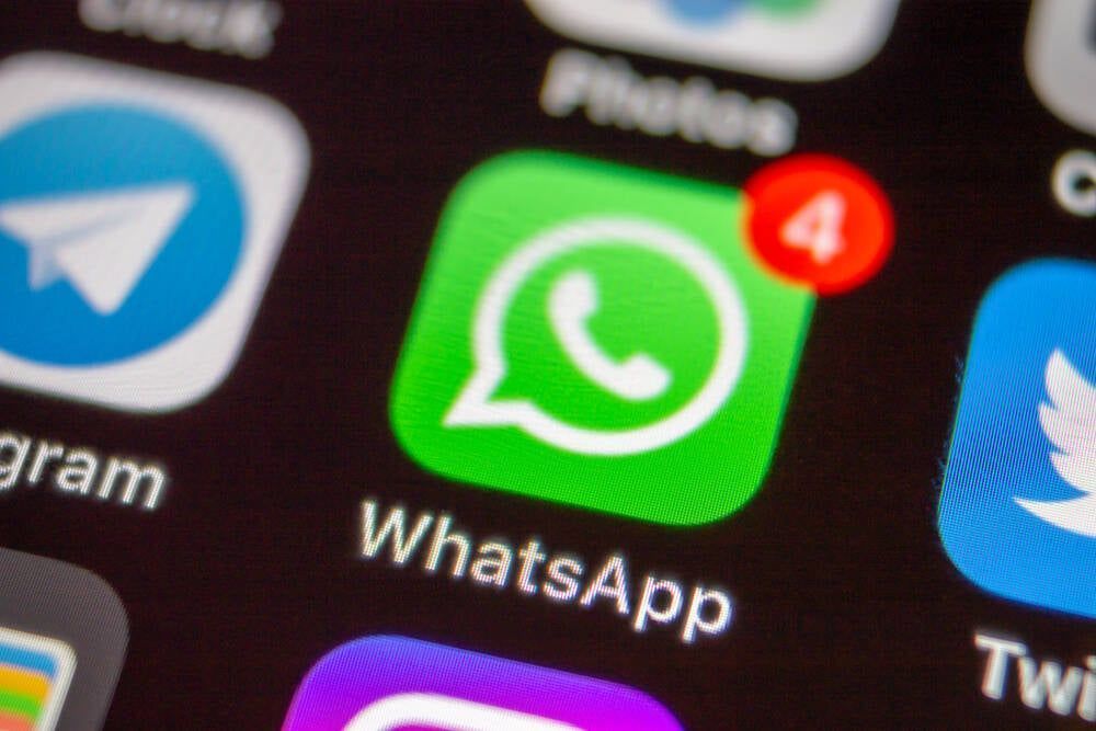 Automated News - Automator Solutions on LinkedIn: WhatsApp patches View ... Automated News - Automator Solutions on LinkedIn: WhatsApp patches View ...