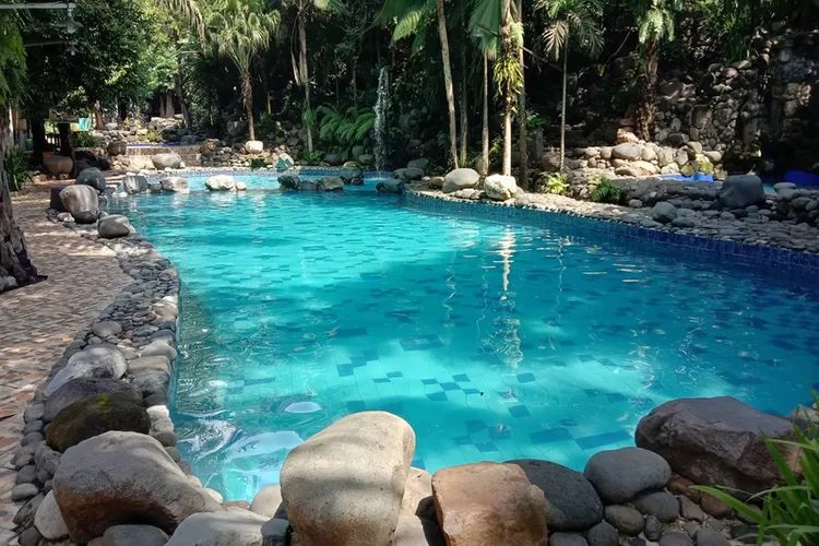 Cantiknya Kebangetan! Nikmati Sensasi Healing dan Berendam di Spot ... Cantiknya Kebangetan! Nikmati Sensasi Healing dan Berendam di Spot ...