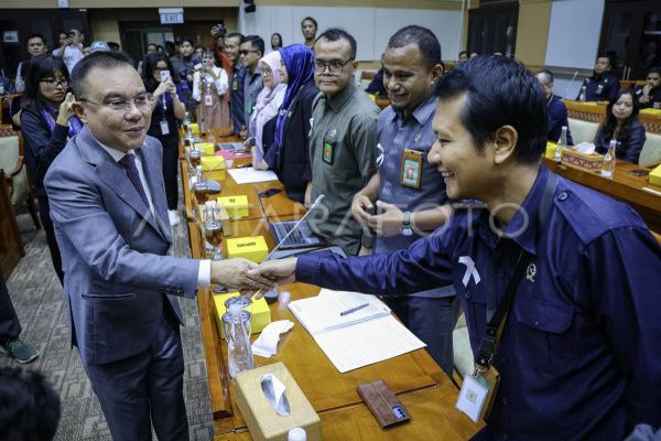 Cakrawala Indo News on LinkedIn: Berikut 4 Poin Tuntutan Para Hakim ... Cakrawala Indo News on LinkedIn: Berikut 4 Poin Tuntutan Para Hakim ...